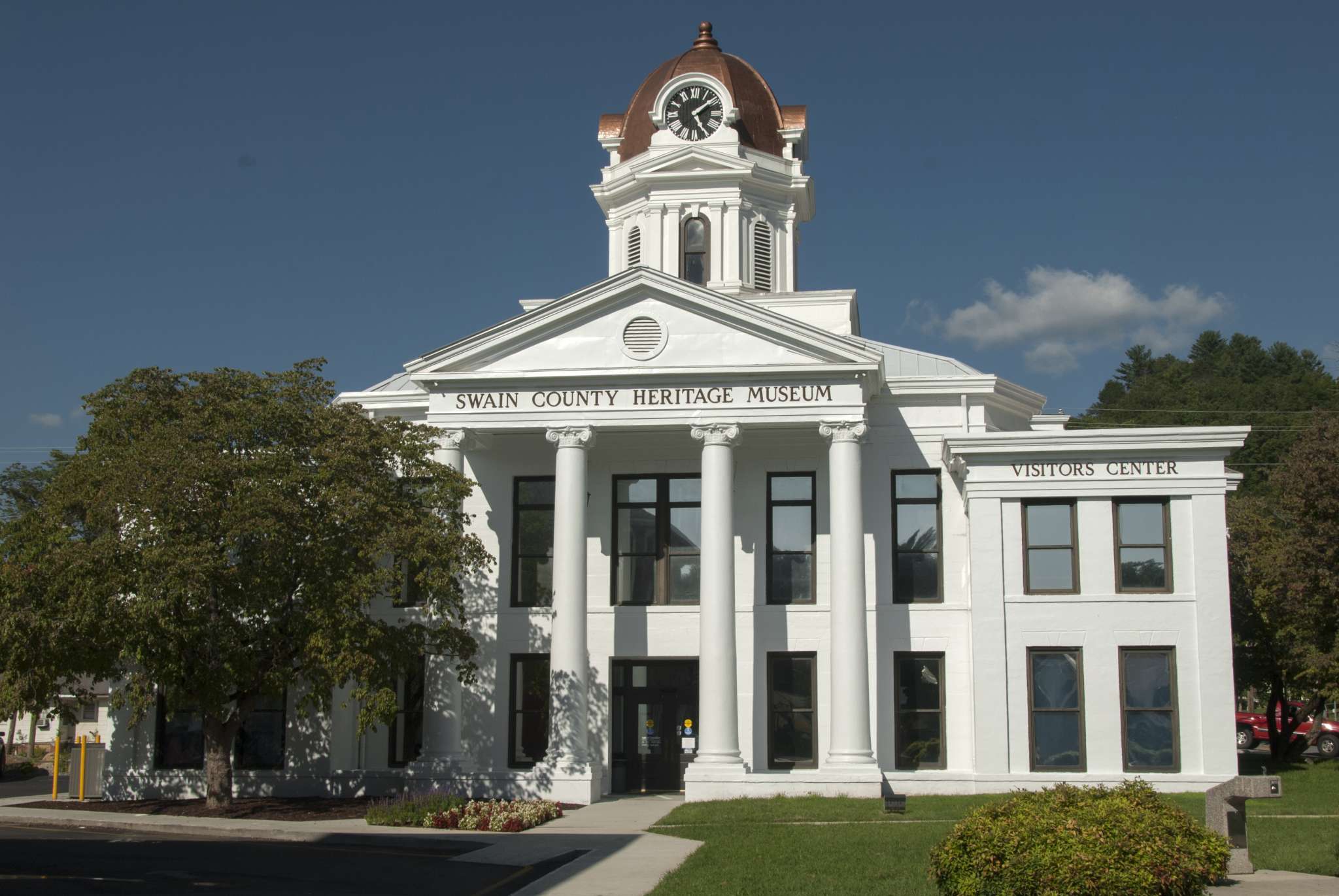 Bryson City Exploration Guide - Top Things To Do - Visit Smokies